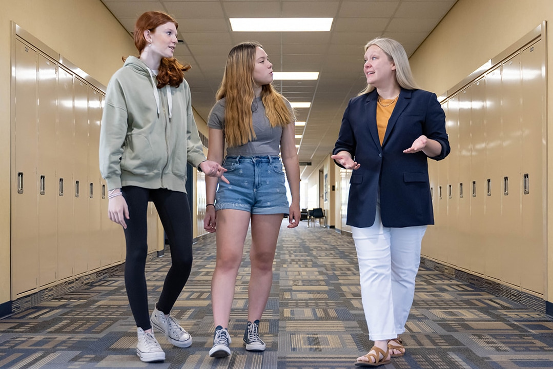Plan a Visit - University High School