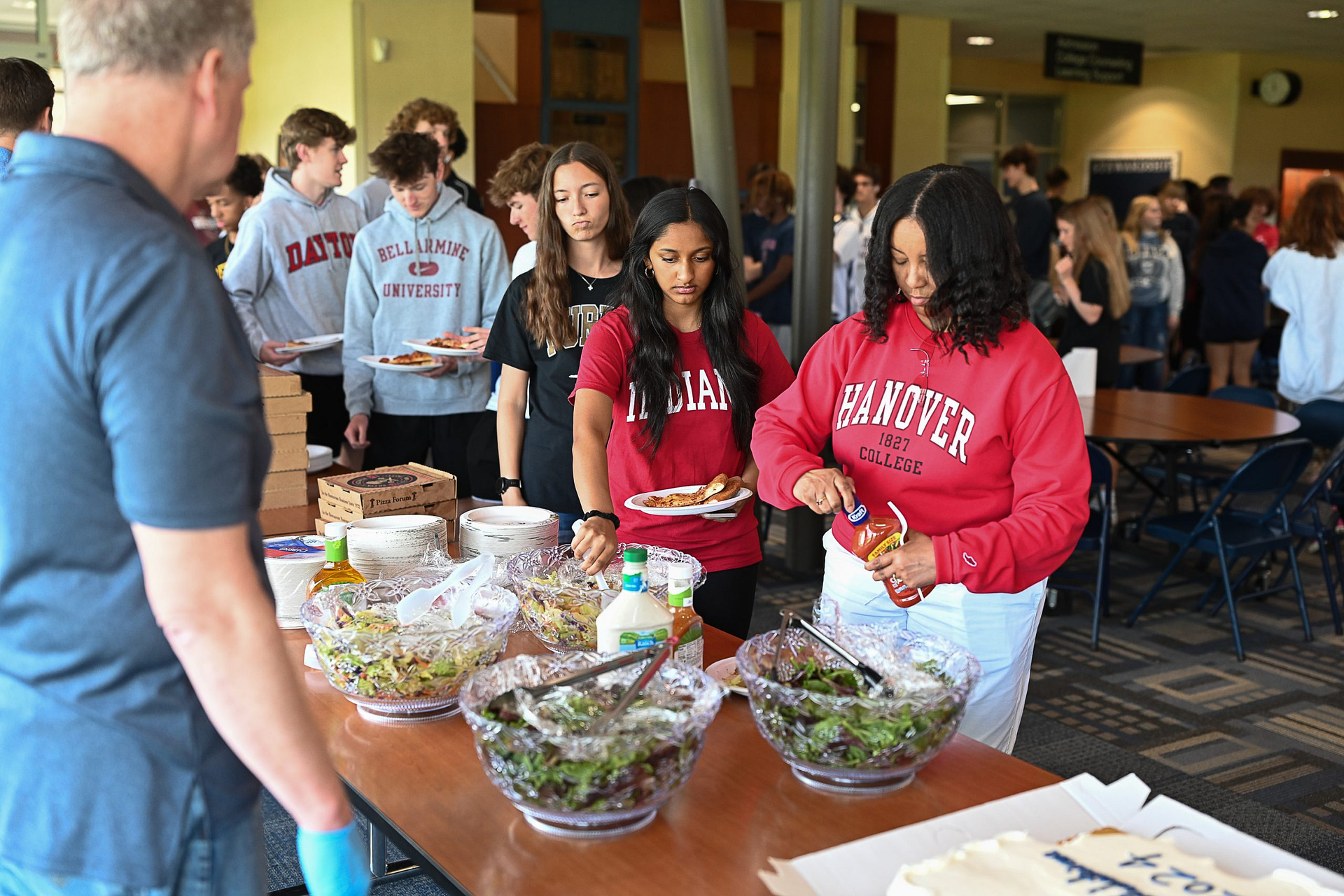 Photos: Class of 2024 Celebrates College Decisions - University High School