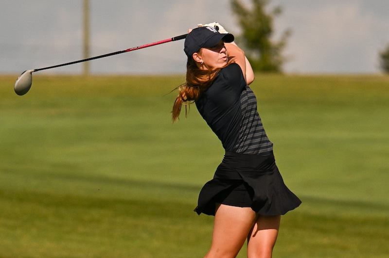 Grace Cates Advances to Girls Golf Regionals - University High School
